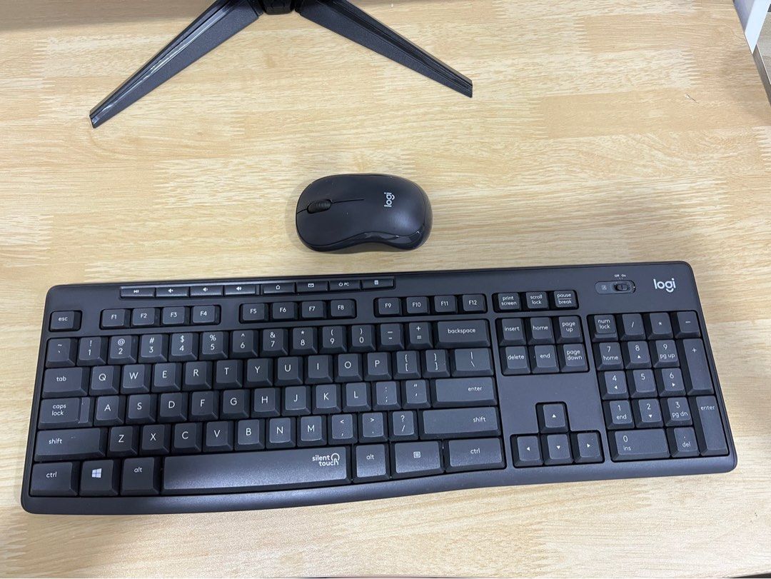 Logitech keyboard + mouse, Computers & Tech, Parts & Accessories, Computer Keyboard on Carousell