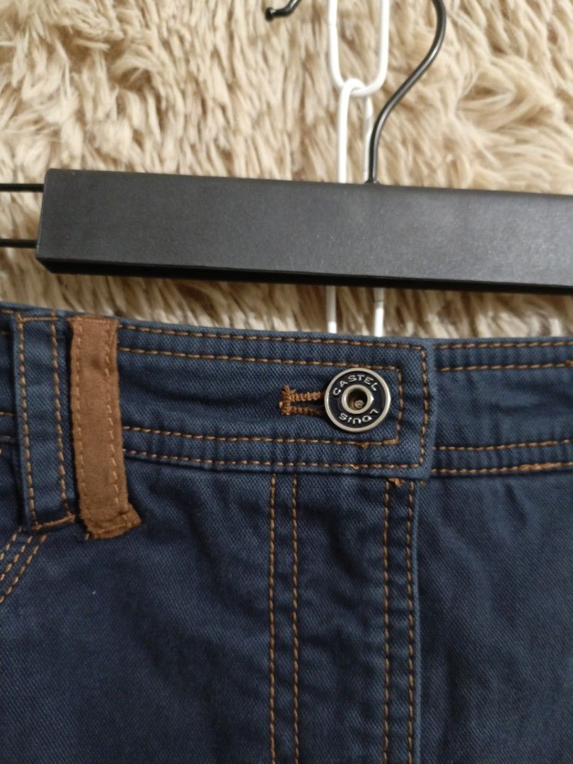 Louis Castel Golf Skirt, Women's Fashion, Bottoms, Skirts on Carousell