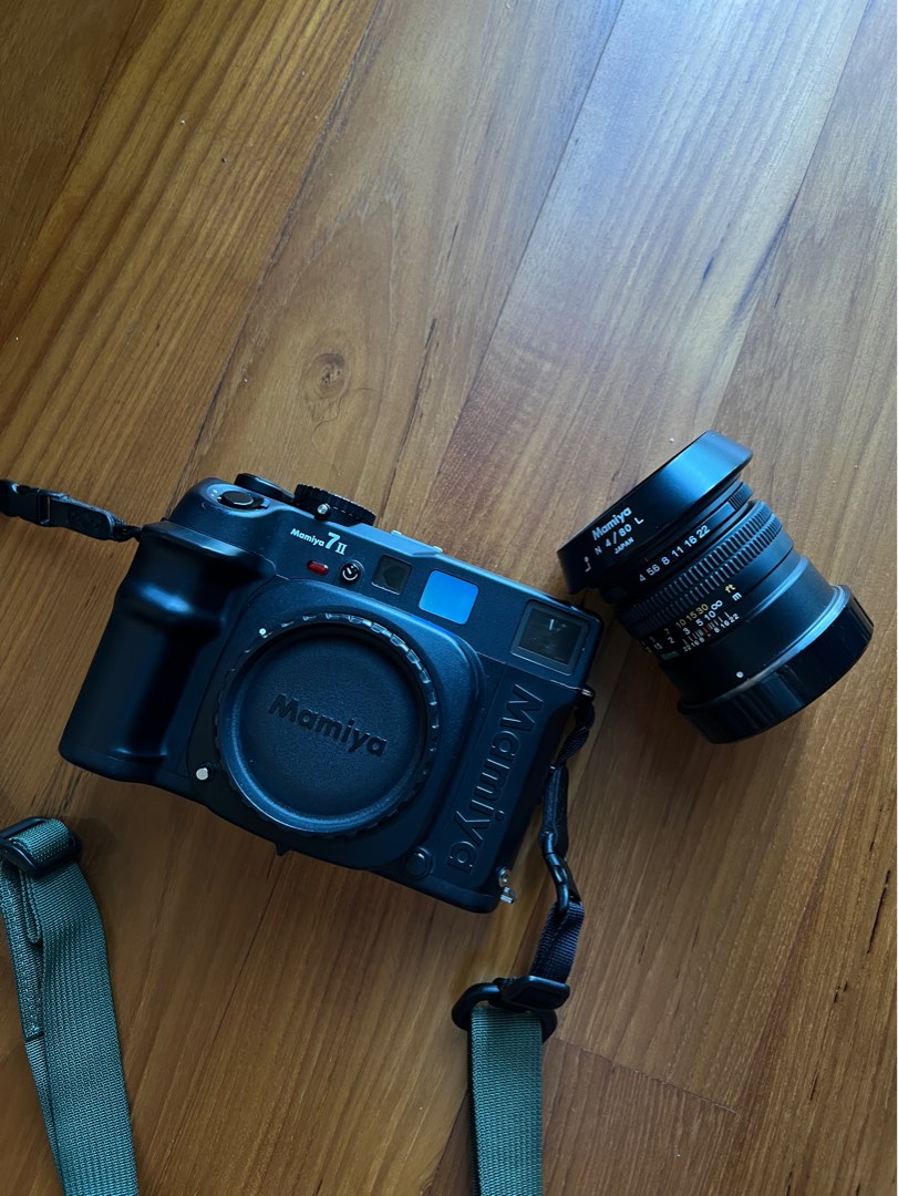 Mamiya 7ii + 80mm, Photography, Cameras on Carousell