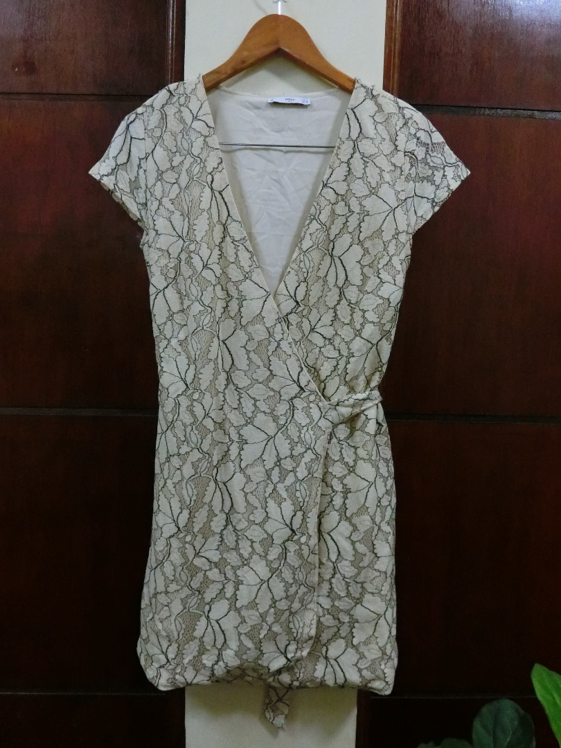 Mango: Floral Embroidery Dress, Women's Fashion, Dresses & Sets ...