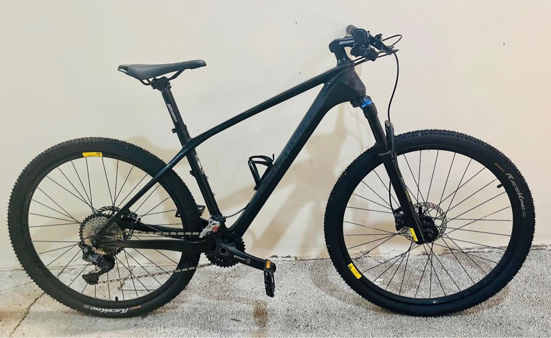 Mountain Bike 29er Mountain peak Explorer 2000 Carbon on Carousell