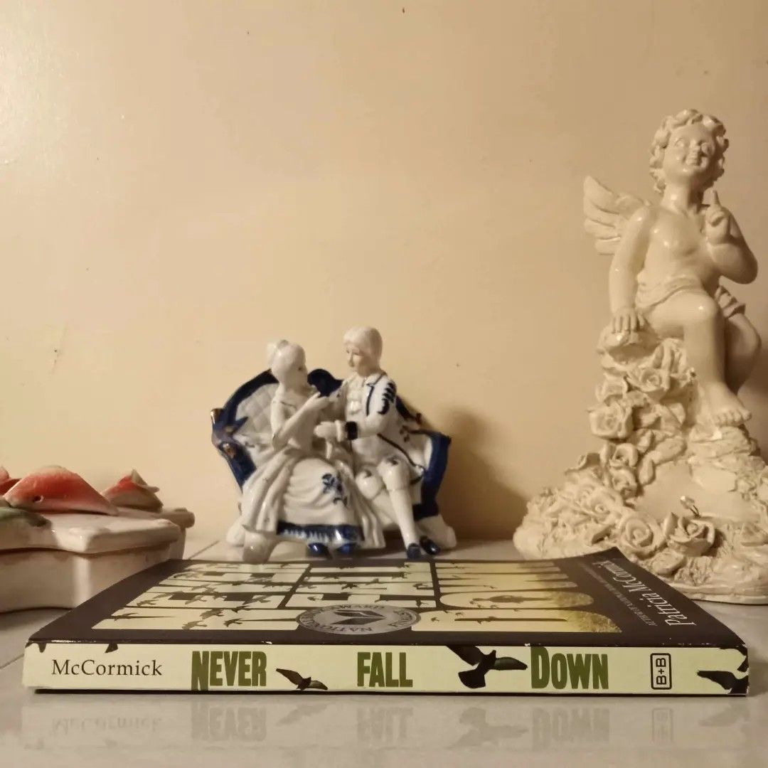 NEVER FALL DOWN on Carousell