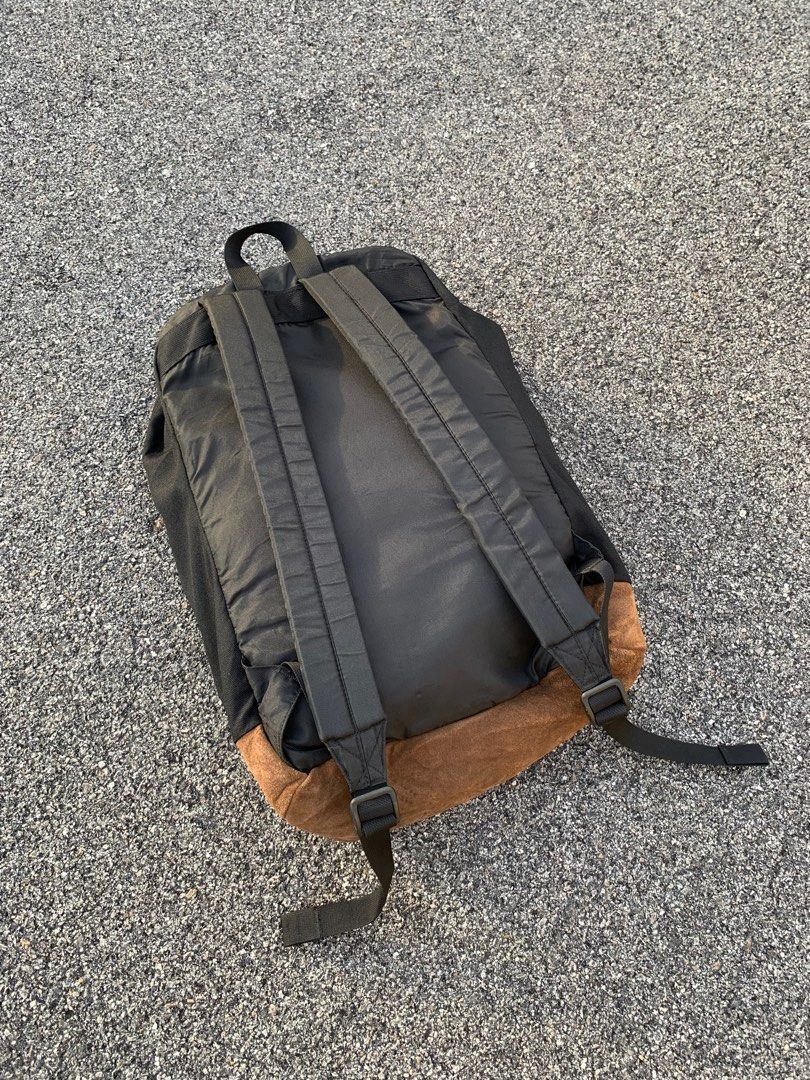 Nike Backpack 90s, Men's Fashion, Bags, Backpacks on Carousell