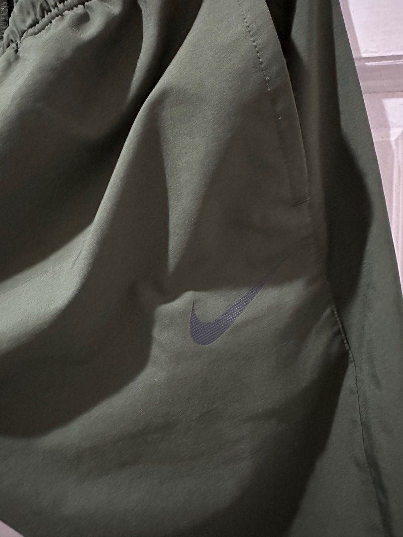 Nike Tracksuit Dri Fit, Men's Fashion, Activewear on Carousell