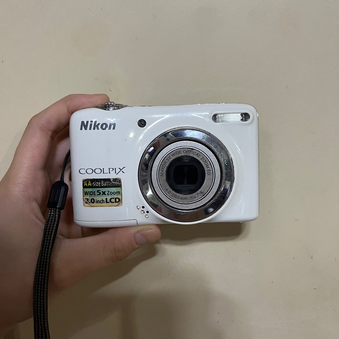 Nikon Coolpix L25, Photography, Cameras on Carousell