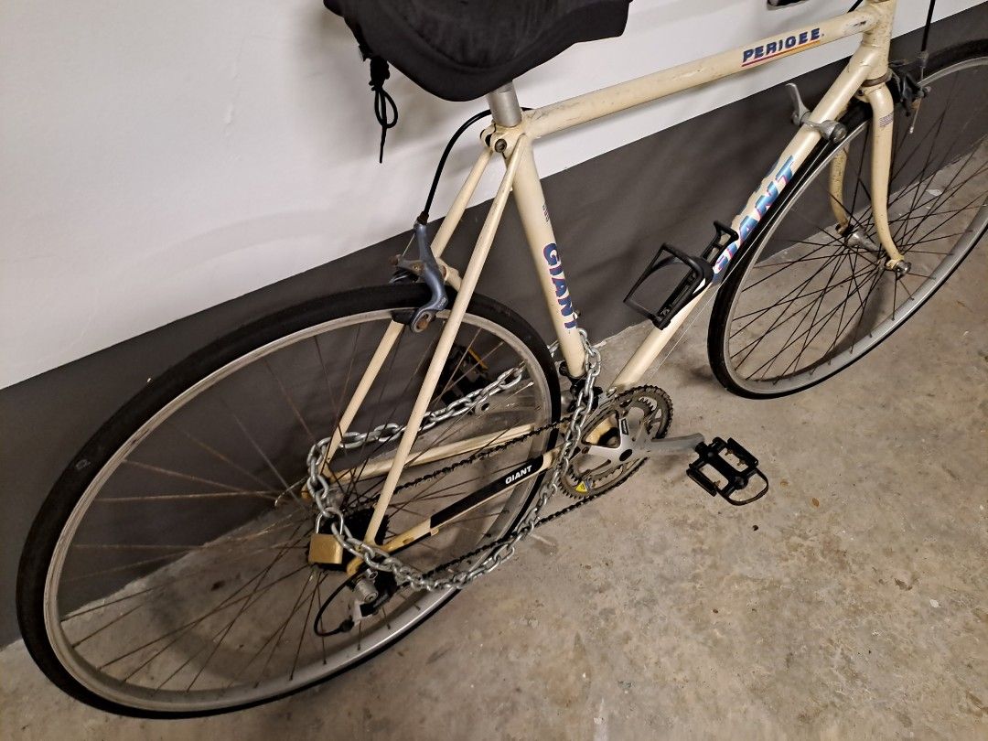 Old road bike bicycle 700c wheels, Sports Equipment, Bicycles & Parts ...