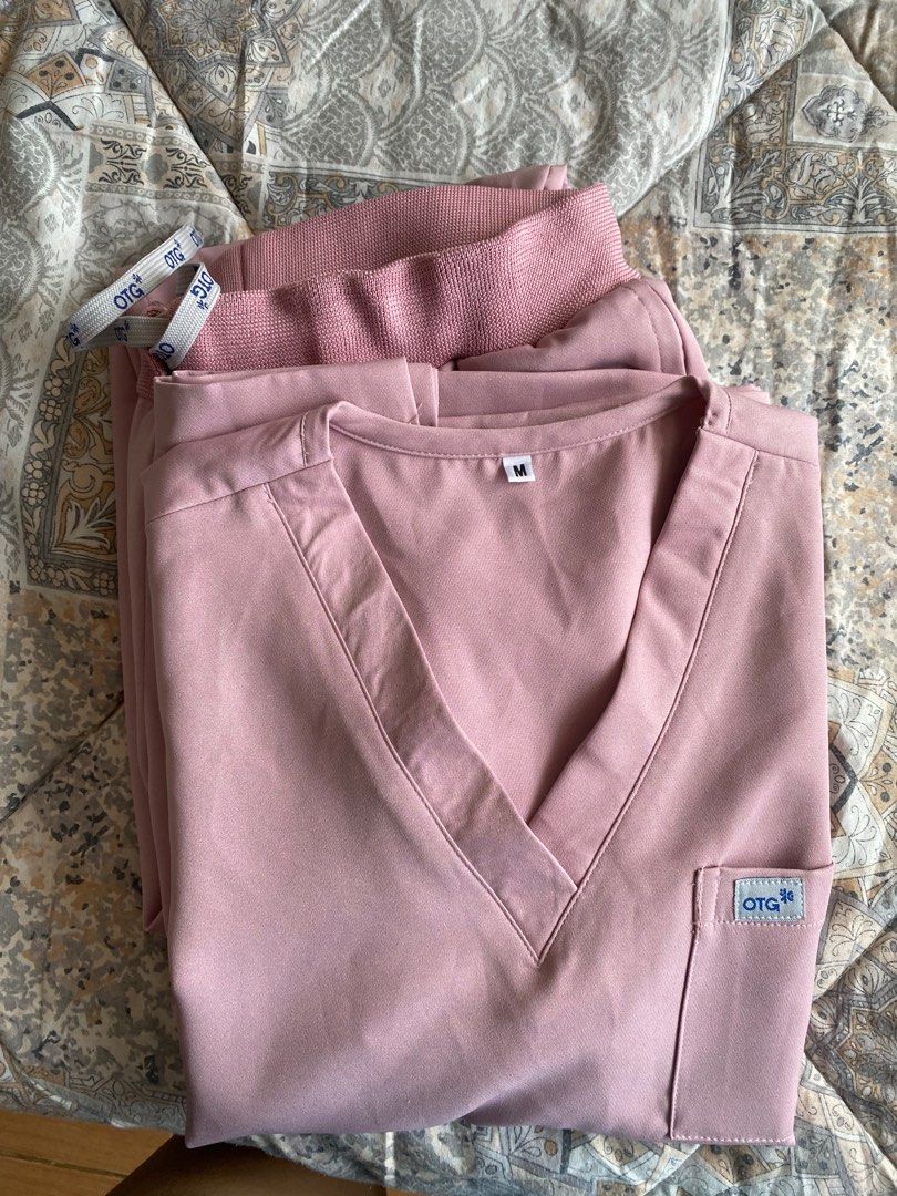 OTG scrubs luxe - old rose on Carousell