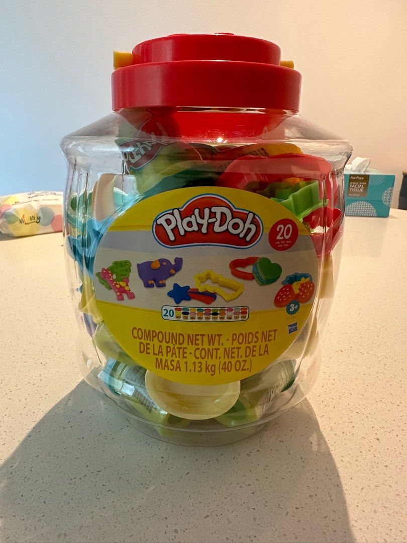 Play Doh Bucket of Fun, Hobbies & Toys, Toys & Games on Carousell