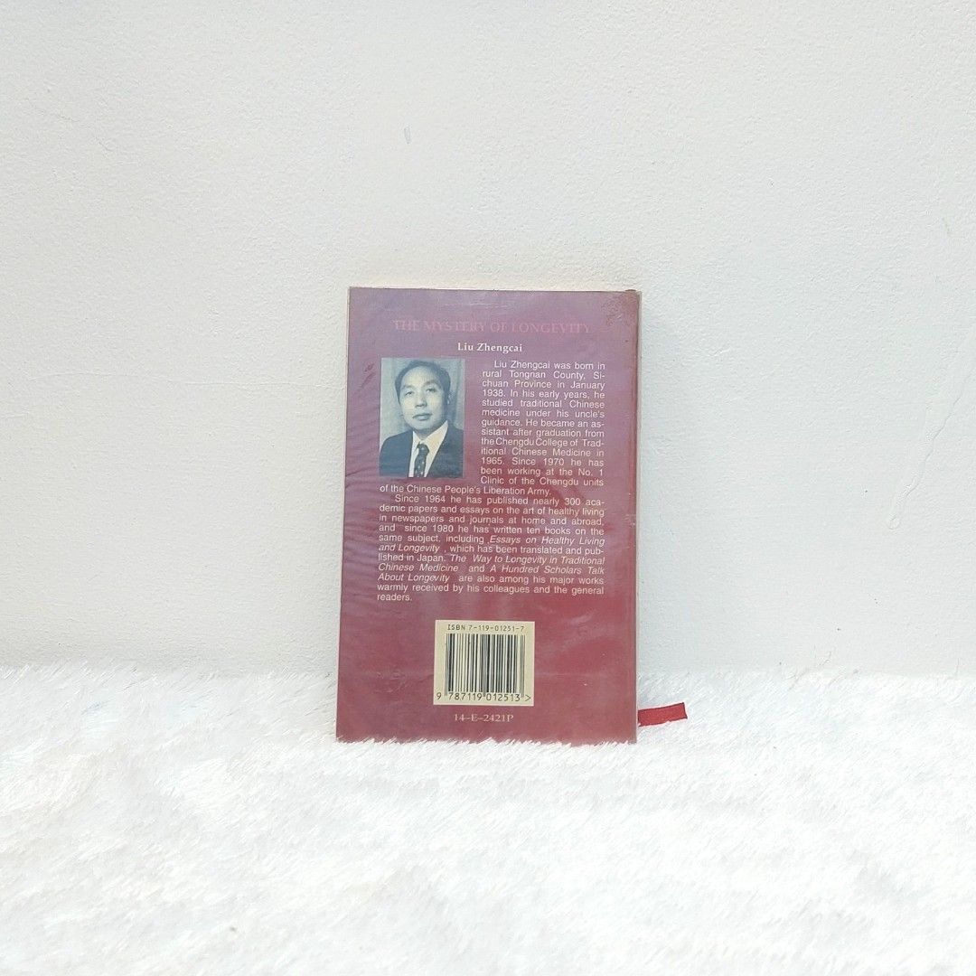 [PRELOVED ENGLISH ORI] The Mystery of Longevity: Traditional Chinese ...
