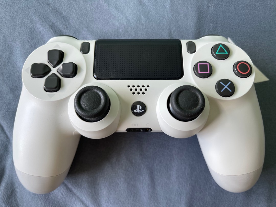 PS4 White Controller, Video Gaming, Gaming Accessories, Controllers on ...
