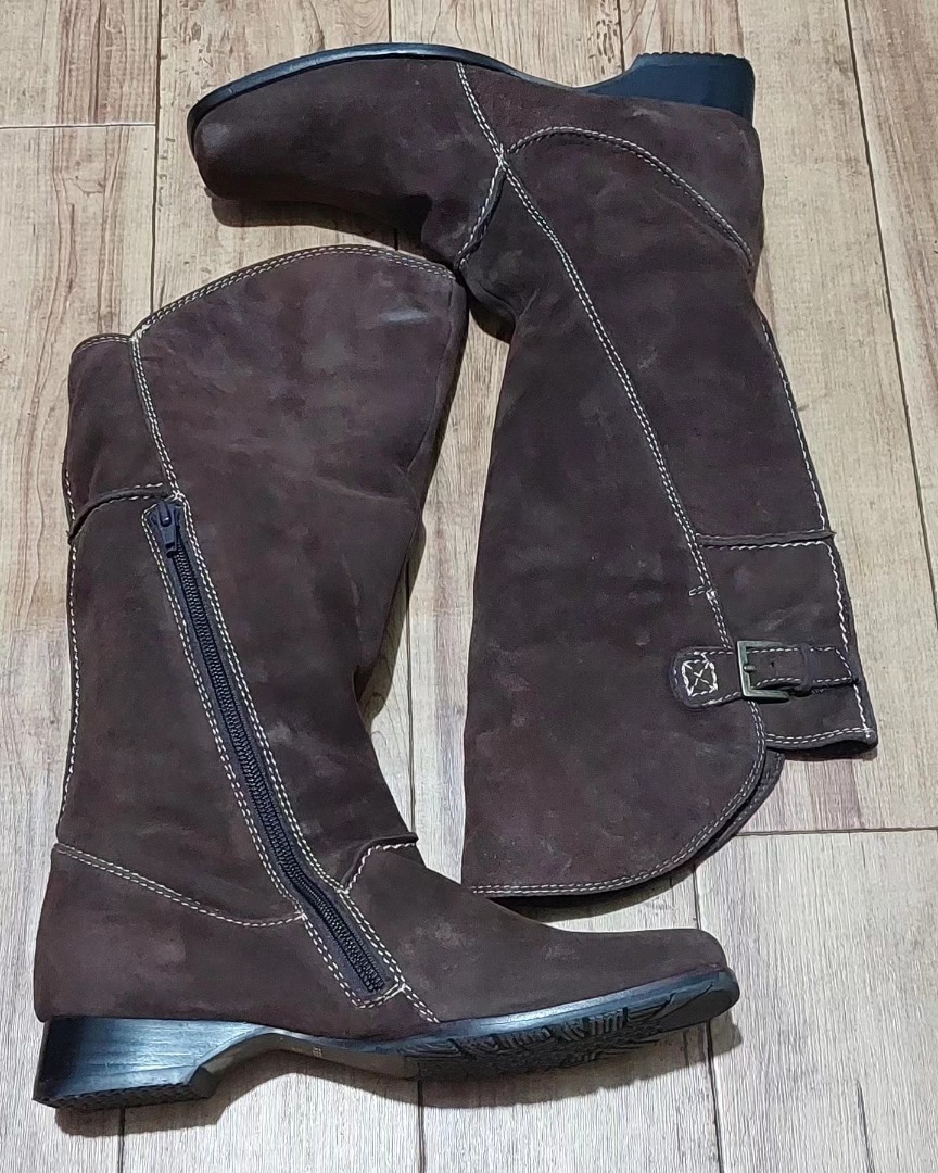 REGAL BOOTS, Women's Fashion, Footwear, Boots on Carousell