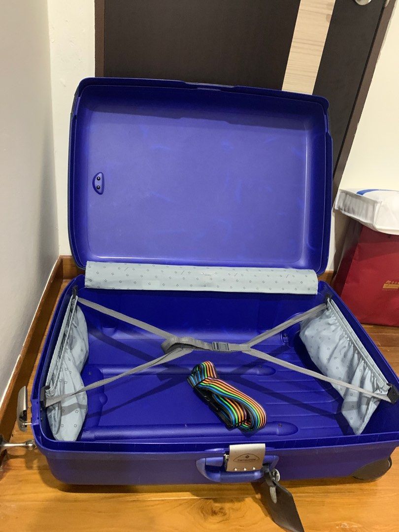 Samsonite Blue Classic large luggage, Hobbies & Toys, Travel, Luggage ...