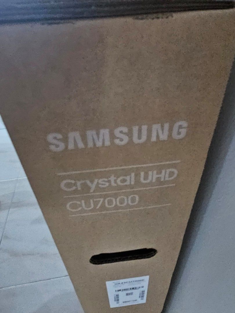 Samsung Crystal UHD 700 43", TV & Home Appliances, TV & Entertainment, TV on Carousell