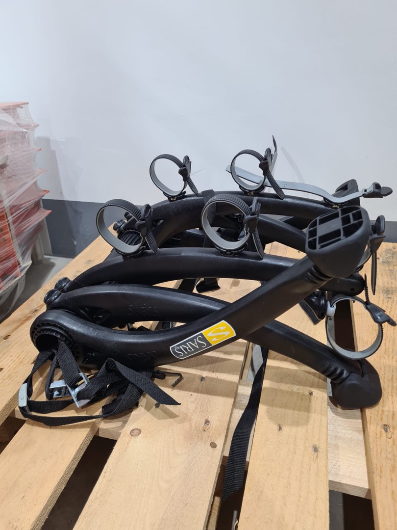 Saris bone 3 bicycle rack - car, Sports Equipment, Bicycles & Parts ...