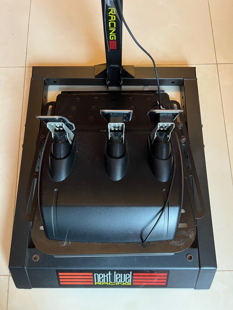 Sim Racing Rig - Logitech G29 (with Custom Ferrari Racing Wheel and ...