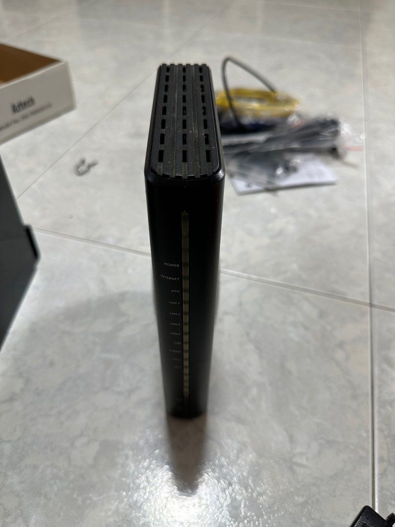 SingTel Router Computers Tech Parts Accessories Networking On Carousell