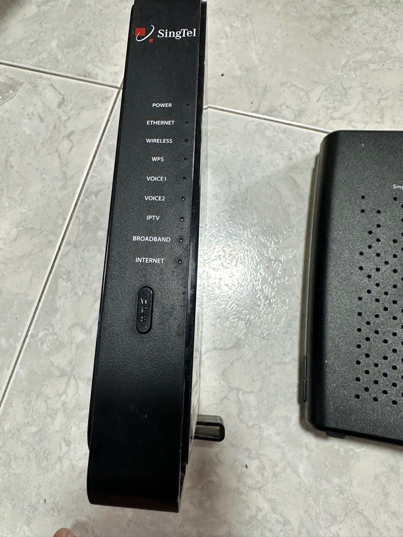 SingTel Router, Computers & Tech, Parts & Accessories, Networking on ...