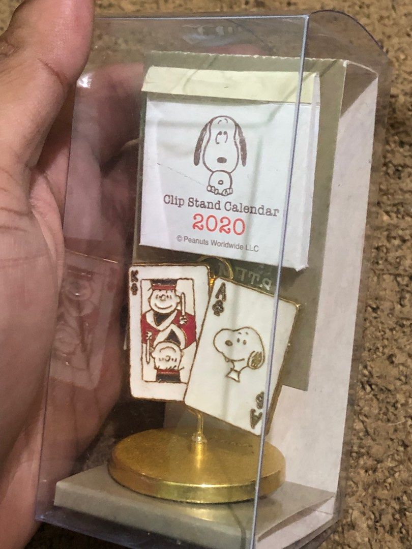 Snoopy clip stand mini calendar, Hobbies & Toys, Memorabilia ...
