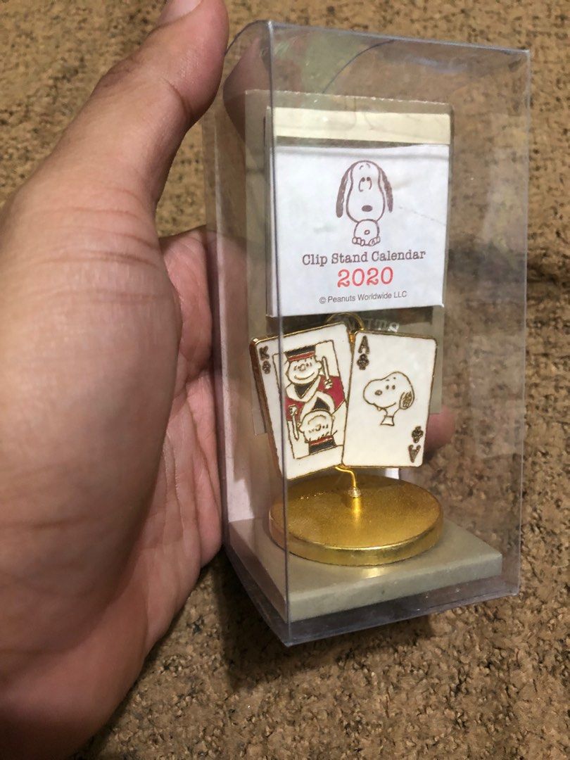Snoopy clip stand mini calendar, Hobbies & Toys, Memorabilia ...