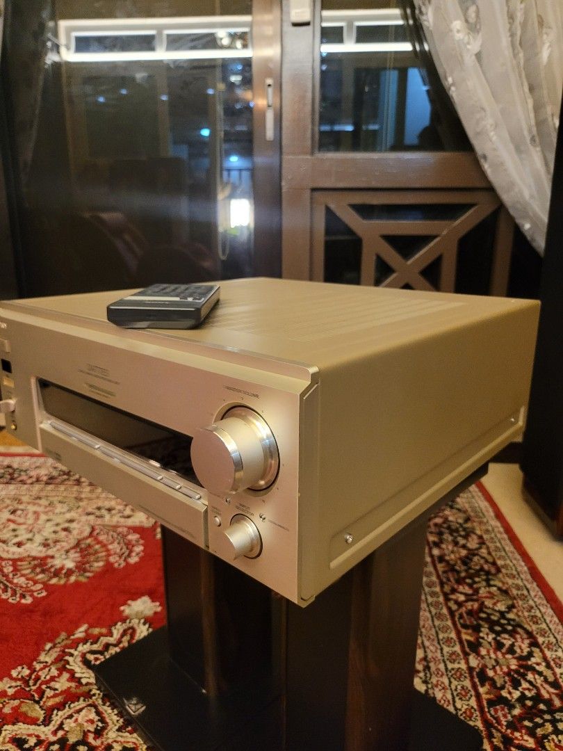 Sony DA777ES _ made in Japan power processor with remote, Audio ...