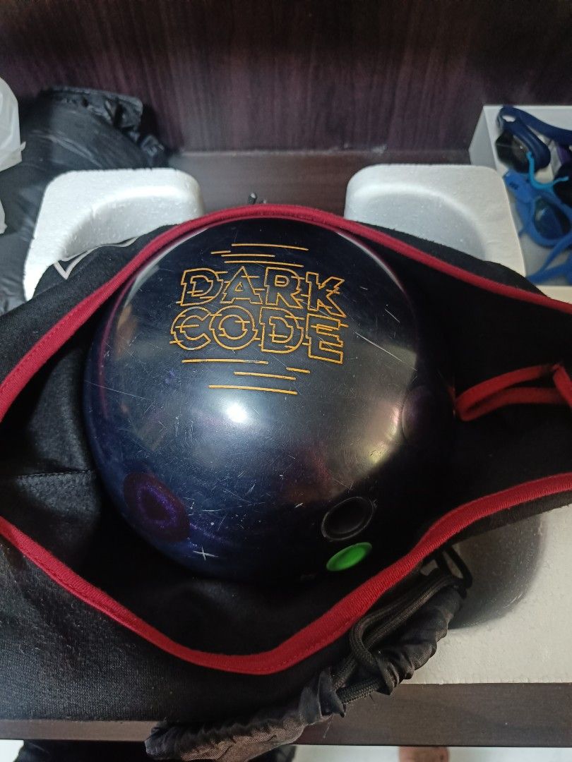 Storm Dark Code 13lb, Sports Equipment, Sports & Games, Billiards & Bowling on Carousell
