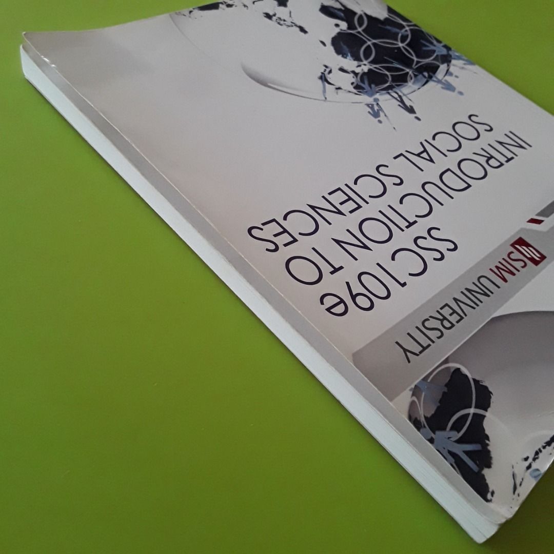 SUSS SSC109 Introduction to Social Sciences textbook, Hobbies & Toys ...