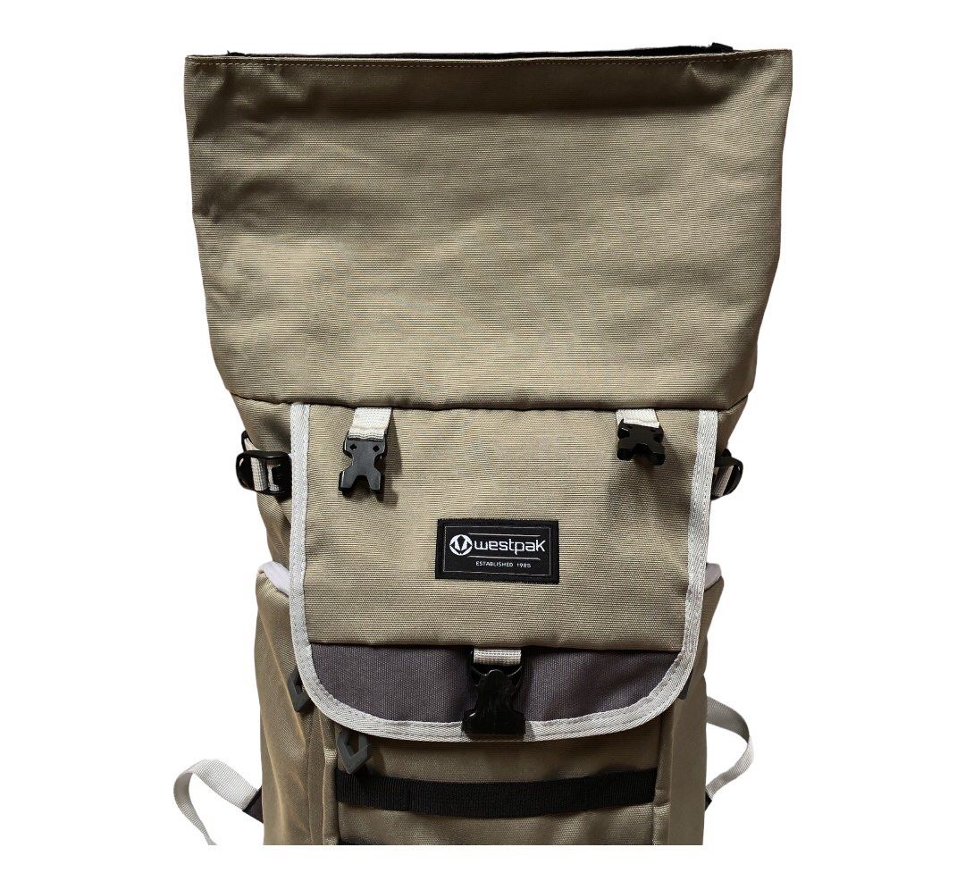 Tas gunung original wespack, Barang Mewah, Tas & Dompet di Carousell