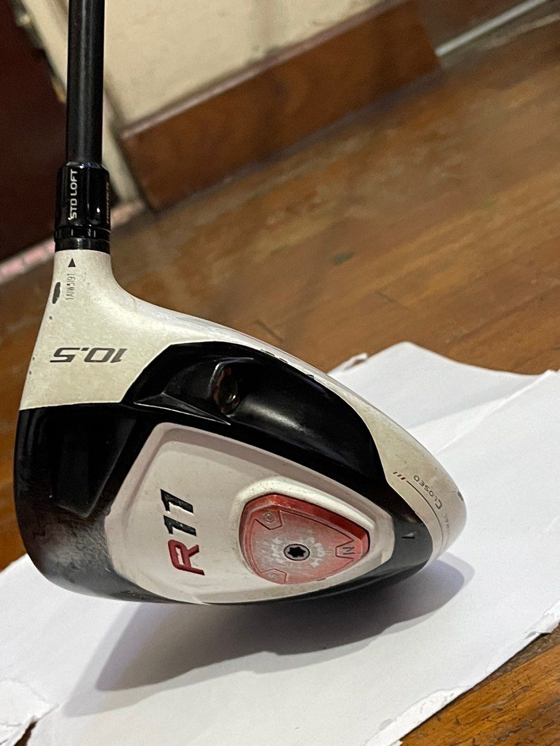TaylorMade R11 driver, Sports Equipment, Sports & Games, Golf on Carousell