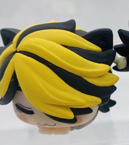 Tokyo Revengers Kazutora Lying Neko Ohiru Neko, Hobbies & Toys ...