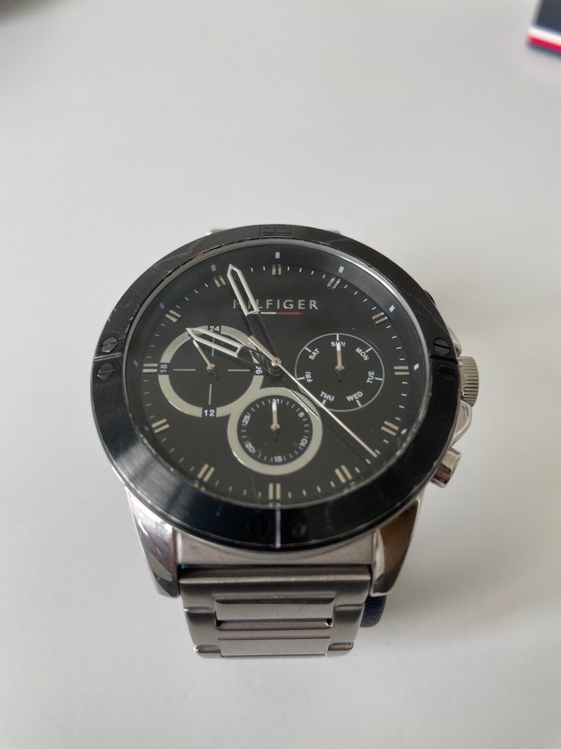 Tommy Hilfiger black Watch, Men's Fashion, Watches & Accessories ...