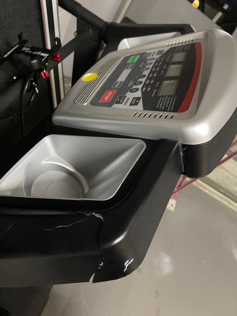 Treadmill, Sports Equipment, Exercise & Fitness, Cardio & Fitness ...