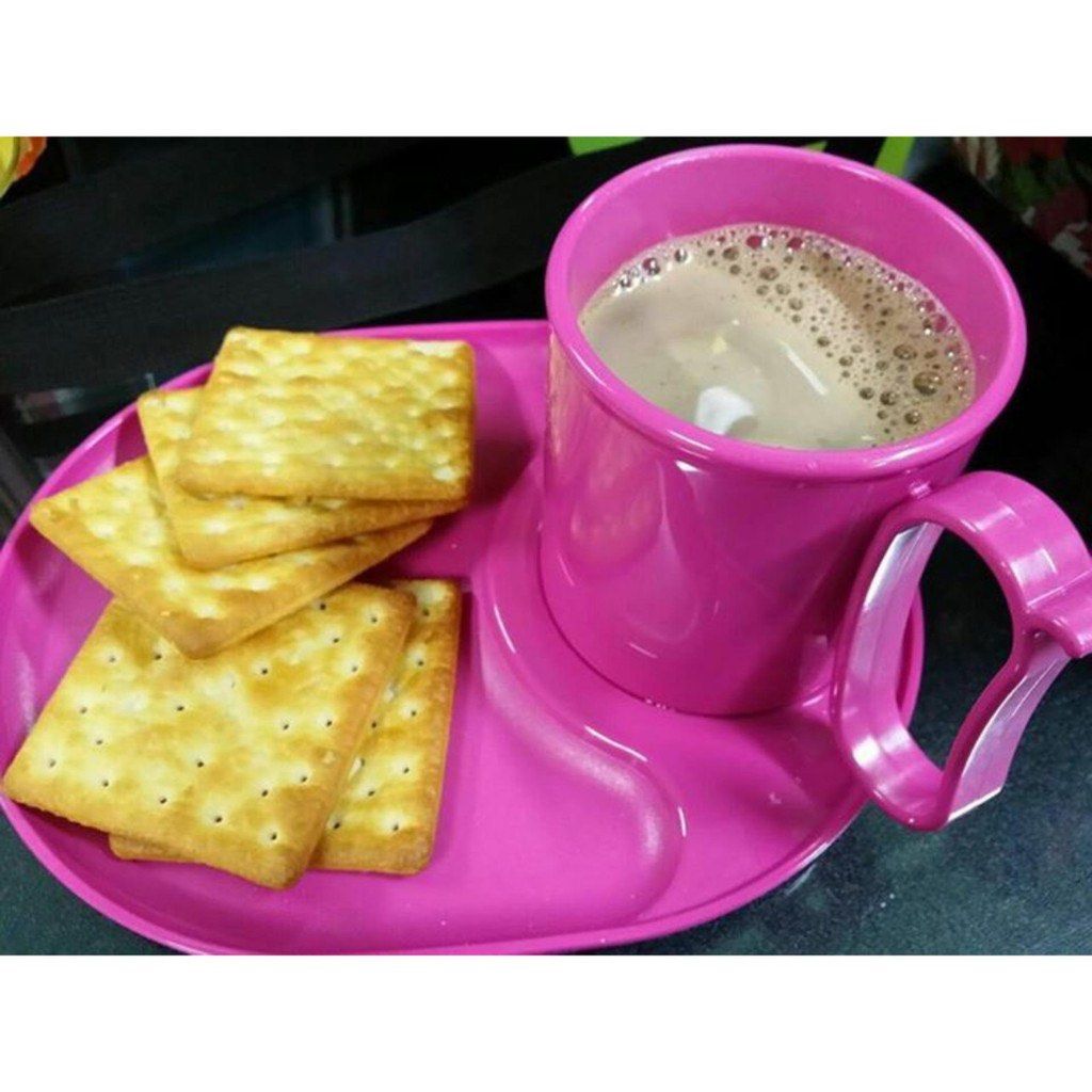 Tupperware cup and plate, Furniture & Home Living, Kitchenware ...