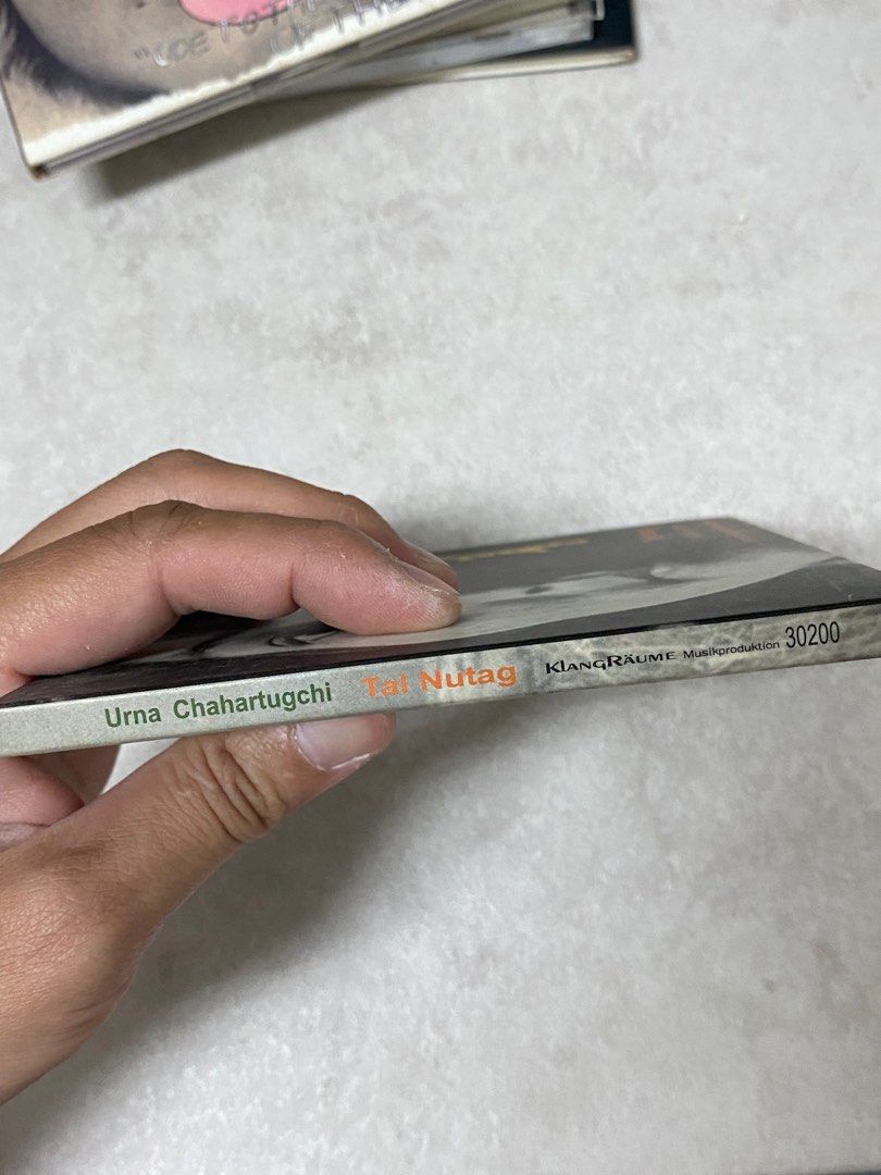 Urna Chahartugchi / Tal Nutag - Lieder Aus Dem Mongolischen Grasland, 書籍、休閒與玩具, 樂器、音樂相關, CD、DVD在旋轉拍賣