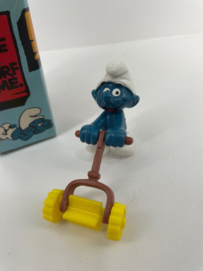Vintage 1981 Super Smurf LAWN MOWER complete with BOX Schleich Peyo ...