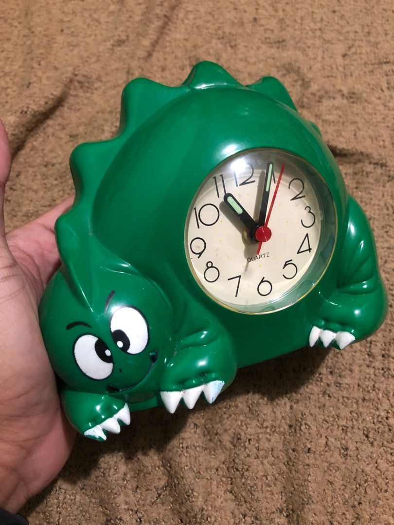 Vintage godzilla desk alarm clock, Hobbies & Toys, Memorabilia ...