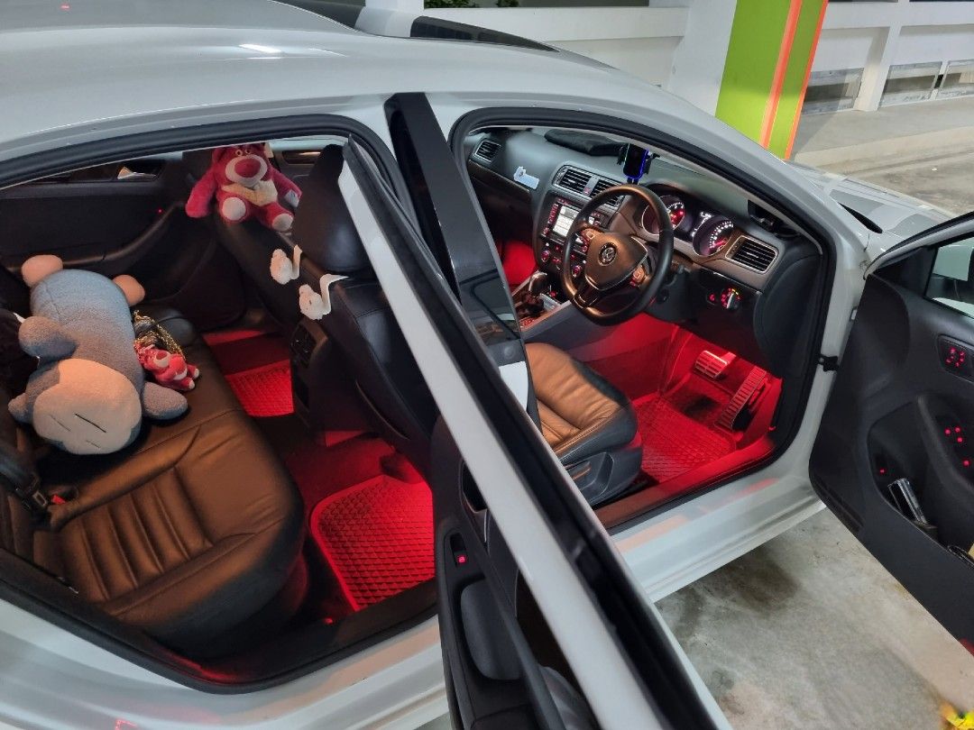 VW Jetta RGB Leg Room Light, Car Accessories, Accessories on Carousell