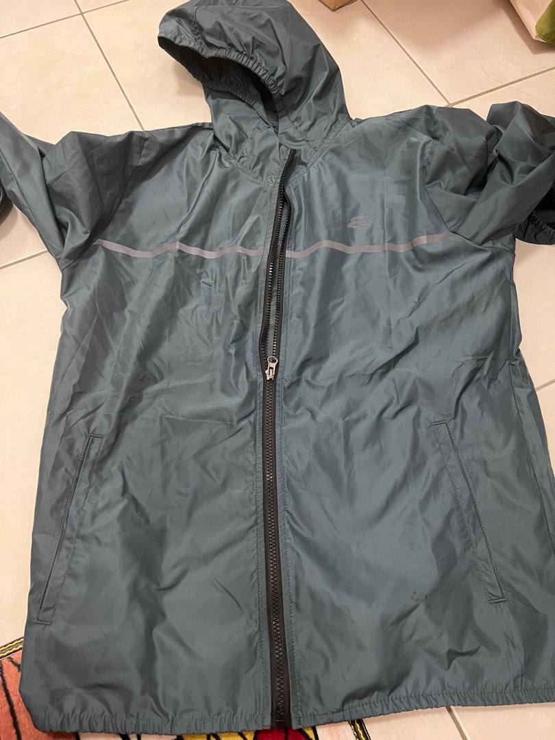 Windbreaker Elgini, Women's Fashion, Coats, Jackets and Outerwear on ...