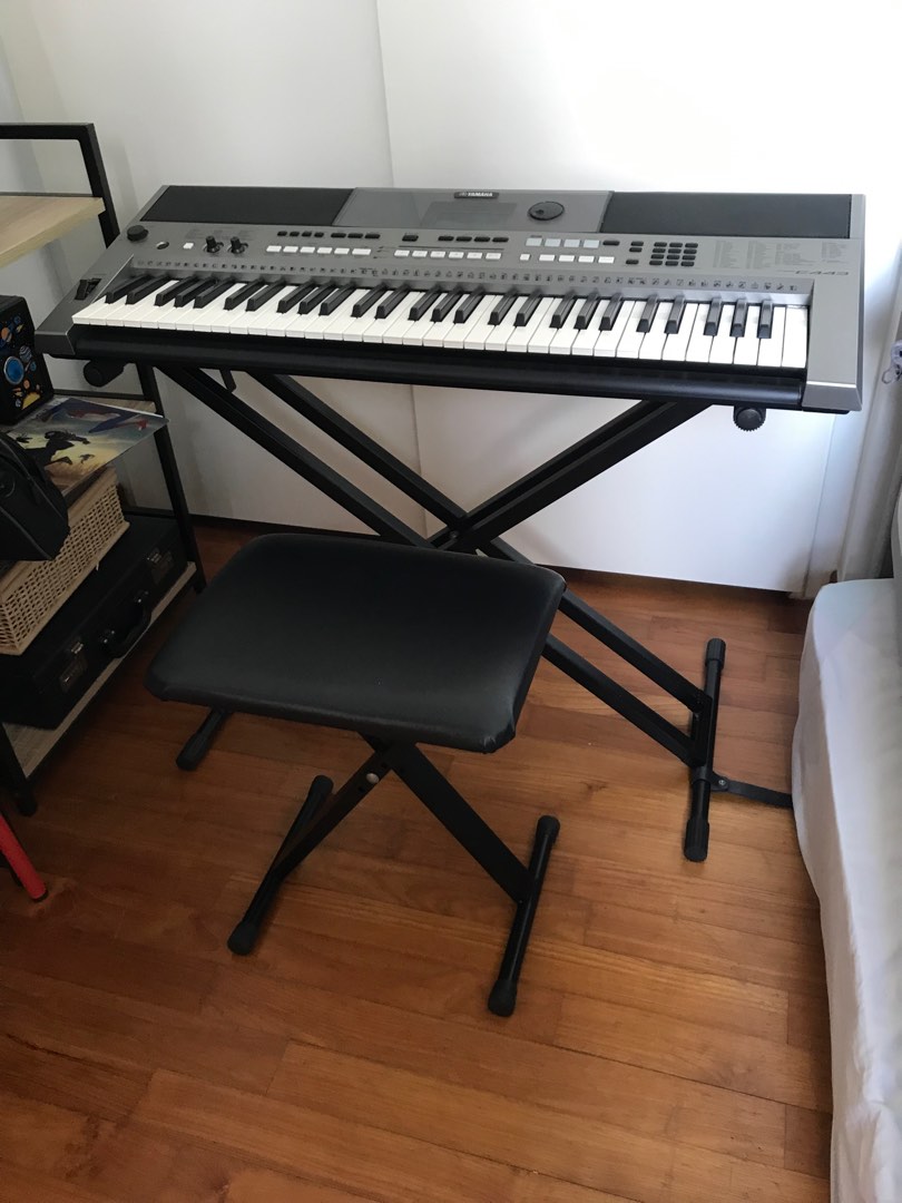 Yamaha E443 Keyboard with stand and chair, Hobbies & Toys, Music ...
