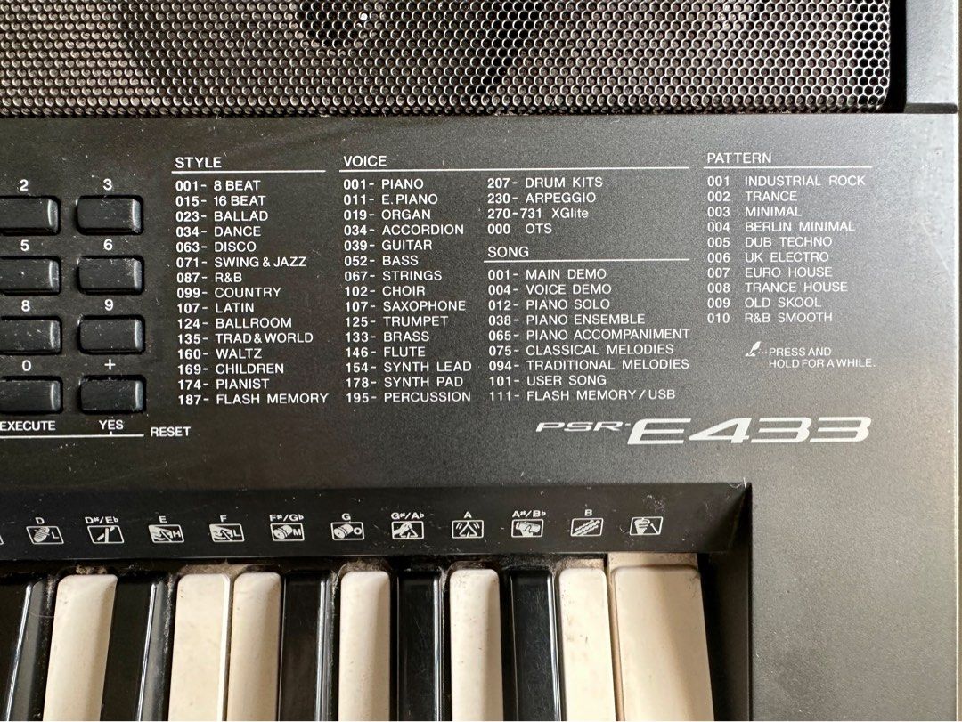 YAMAHA E 433, Hobbies & Toys, Music & Media, Musical Instruments on ...