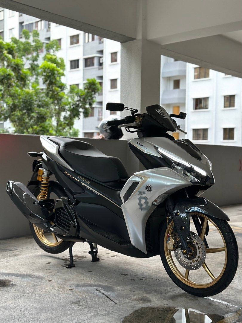 Yamaha NVX V2 Full Spec ABS Keyless Auto Start Stop full Accessory nmax adv honda xmax ...