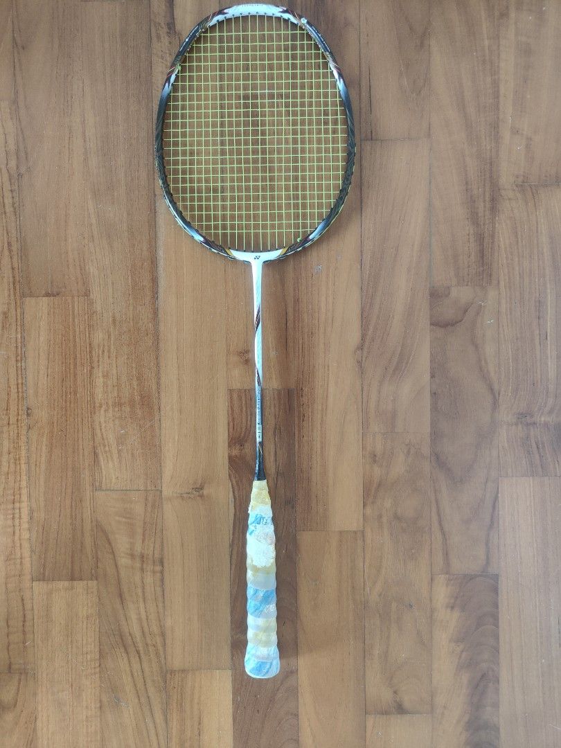 Yonex voltric 80 badminton racket, Sports Equipment, Sports & Games ...
