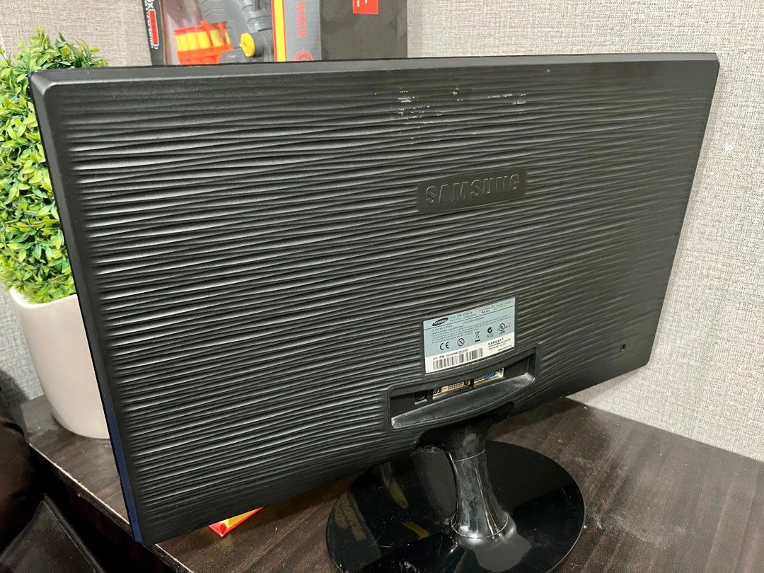 24 inches Samsung PC Monitor SyncMaster S23B300, Computers & Tech ...