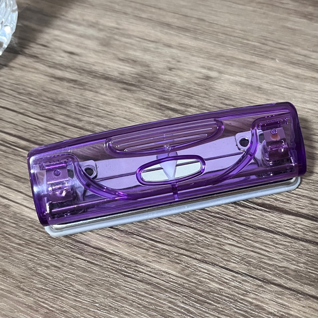 2-Hole Punch, Hobbies & Toys, Stationery & Craft, Stationery & School ...