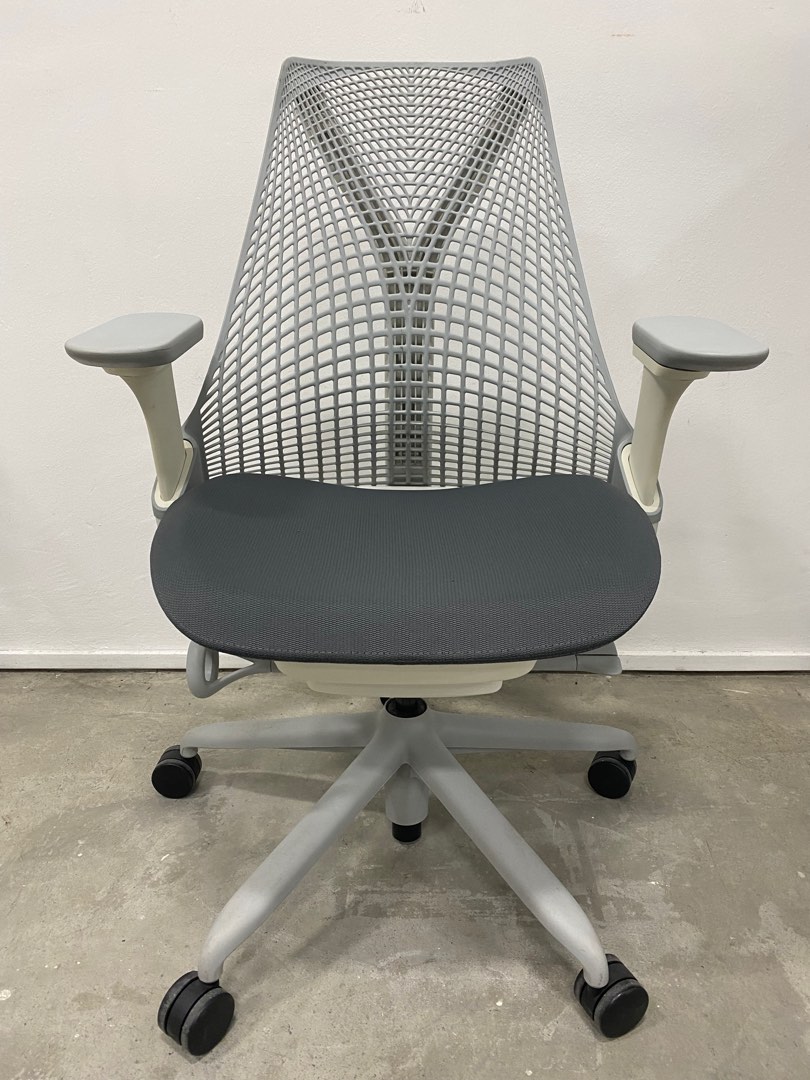 7x Herman Miller Sayl Chairs, Furniture & Home Living, Furniture ...