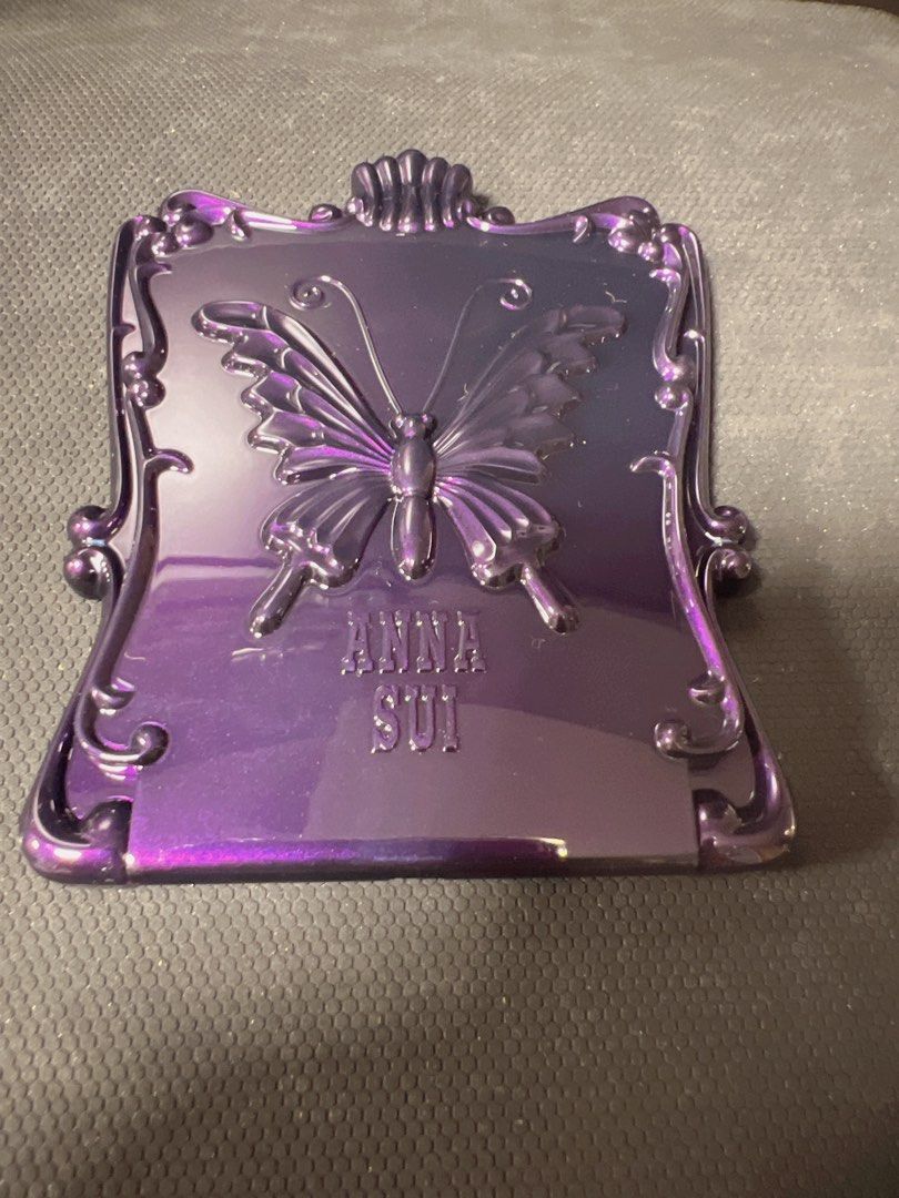 Anna Sui Mirror, Women's Fashion, Watches & Accessories, Other ...