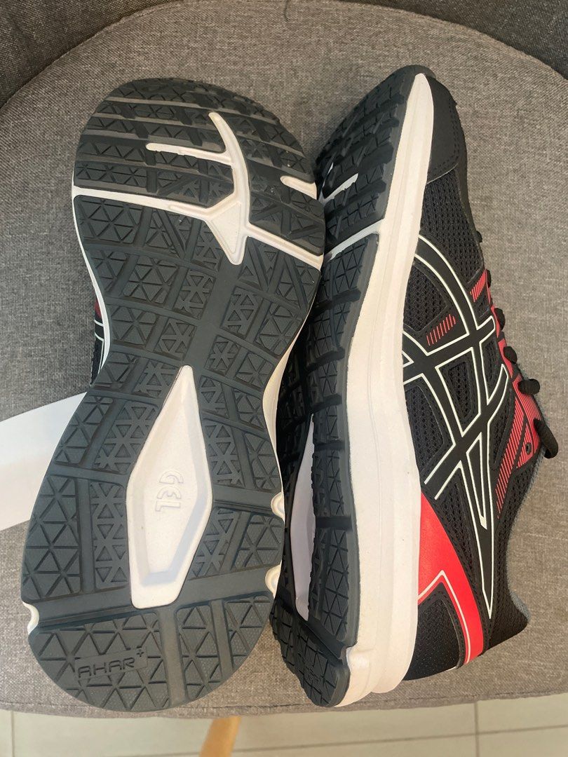 Asics Running Shoes US7 EURO 40 Gel-Jolt classic black red , Men's ...