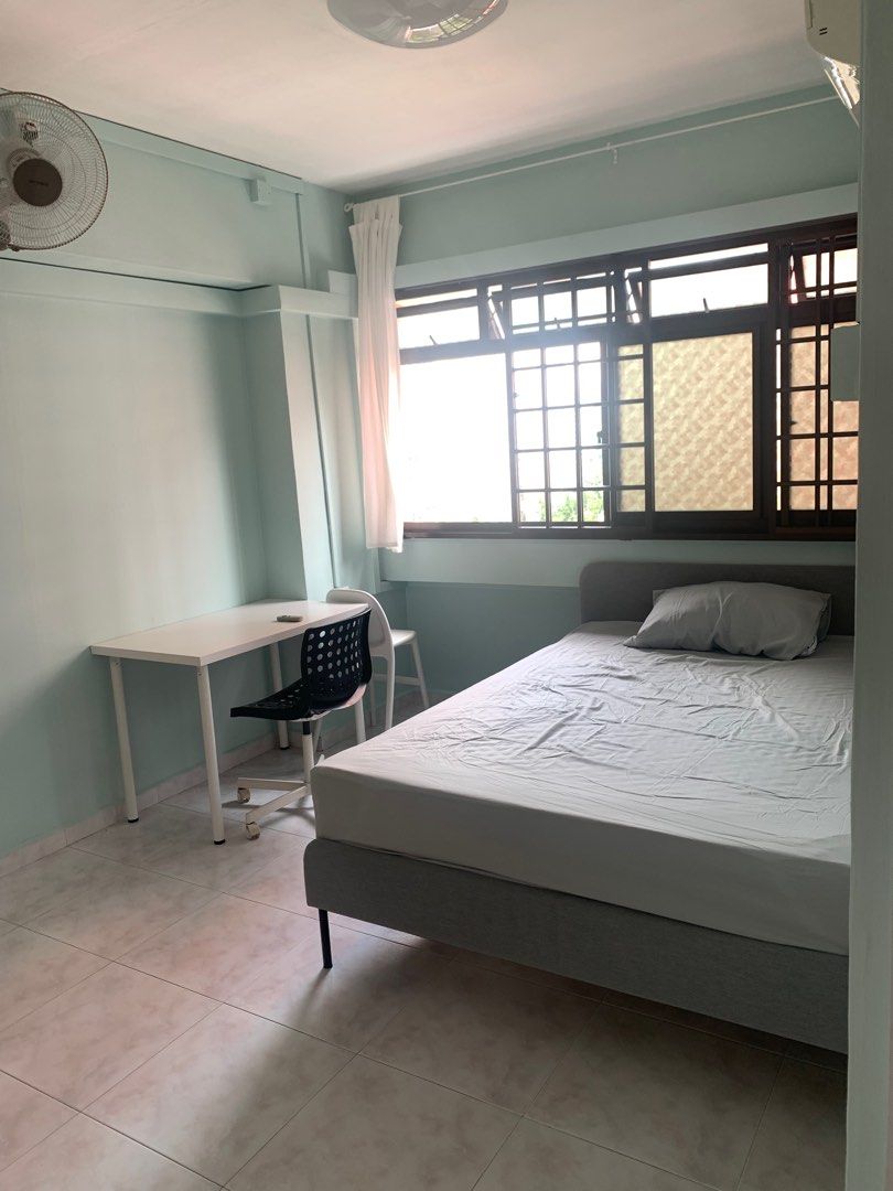 Big and windy HDB 4 room high floor corner unit with excellent floor ...