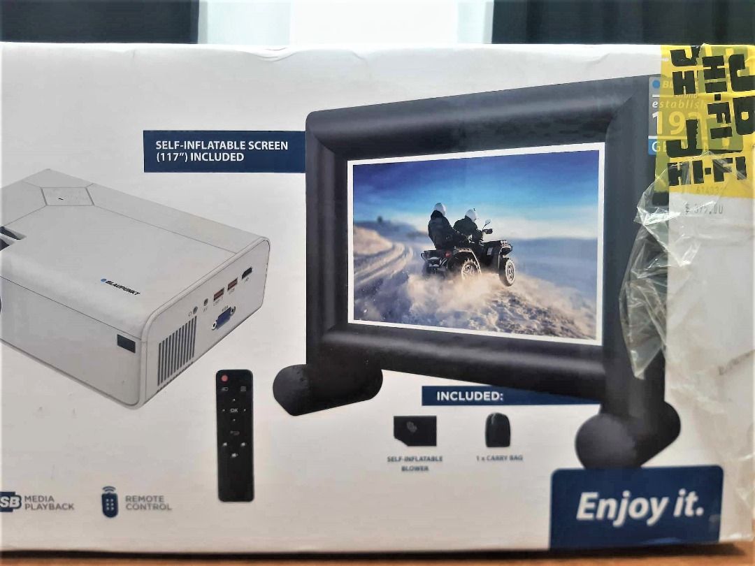 Blaupunkt Full HD Projector with Self Inflatable Screen, Computers ...