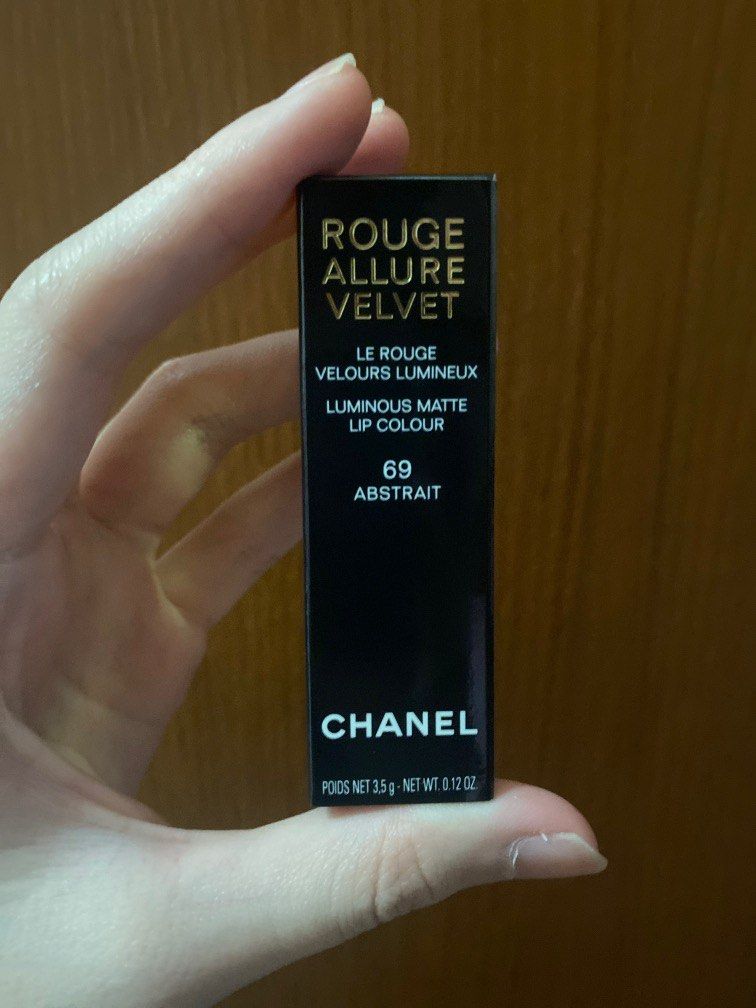 Chanel Rouge Allure Velvet shade 69 abstrait on Carousell Chanel Rouge Allure Velvet shade 69 abstrait on Carousell