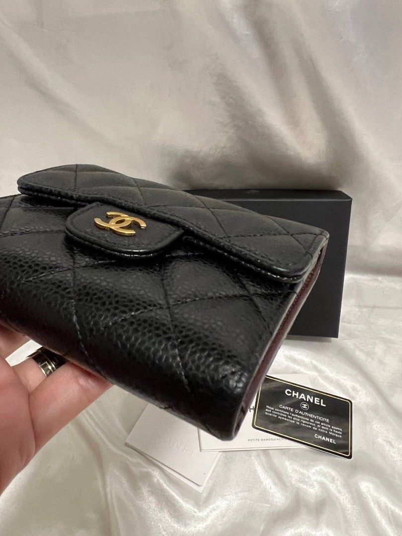 Chanel small wallet, Women's Fashion, Bags & Wallets, Wallets & Card ...